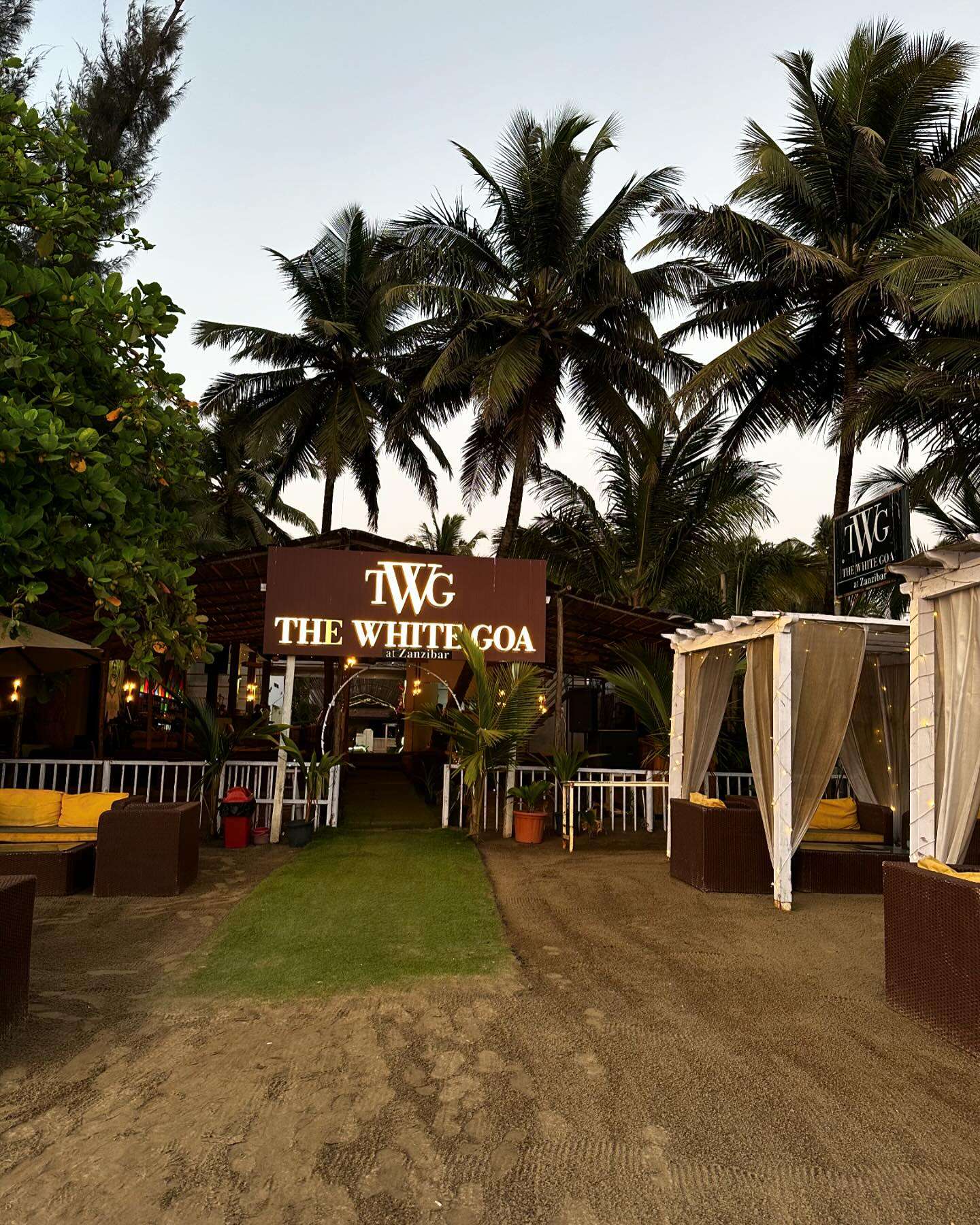 17 Best Cafes In Goa For Unforgettable Experiences